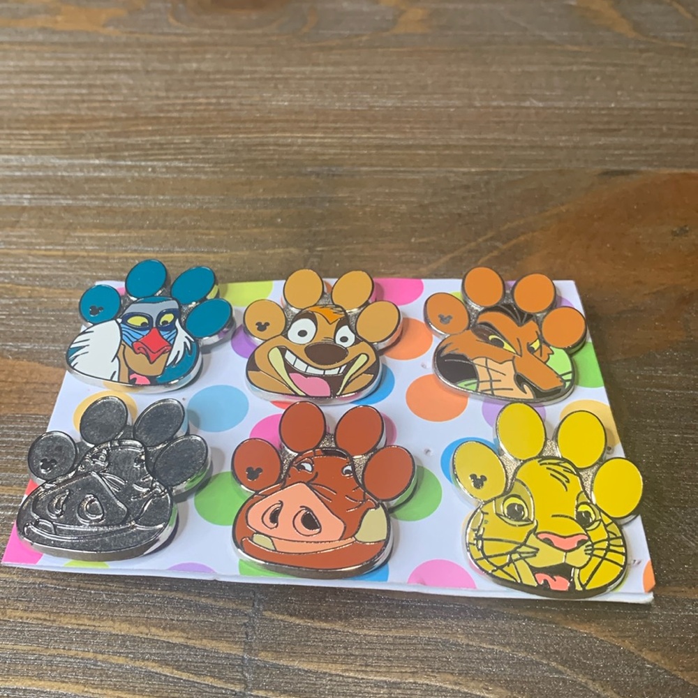 2017 Hidden Mickey Lion King Paw Print Pin Set Of 5 - Gem